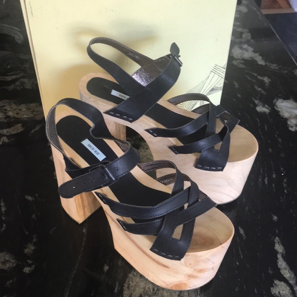 Kimchi Blue | Shoes | Kimchi Blue Platform Shoes | Poshmark